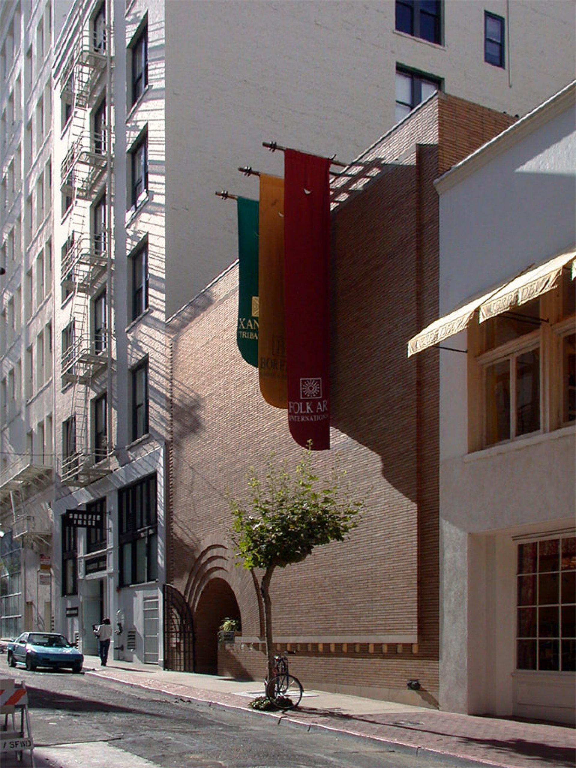 archiweb.cz - V. C. Morris Gift Shop