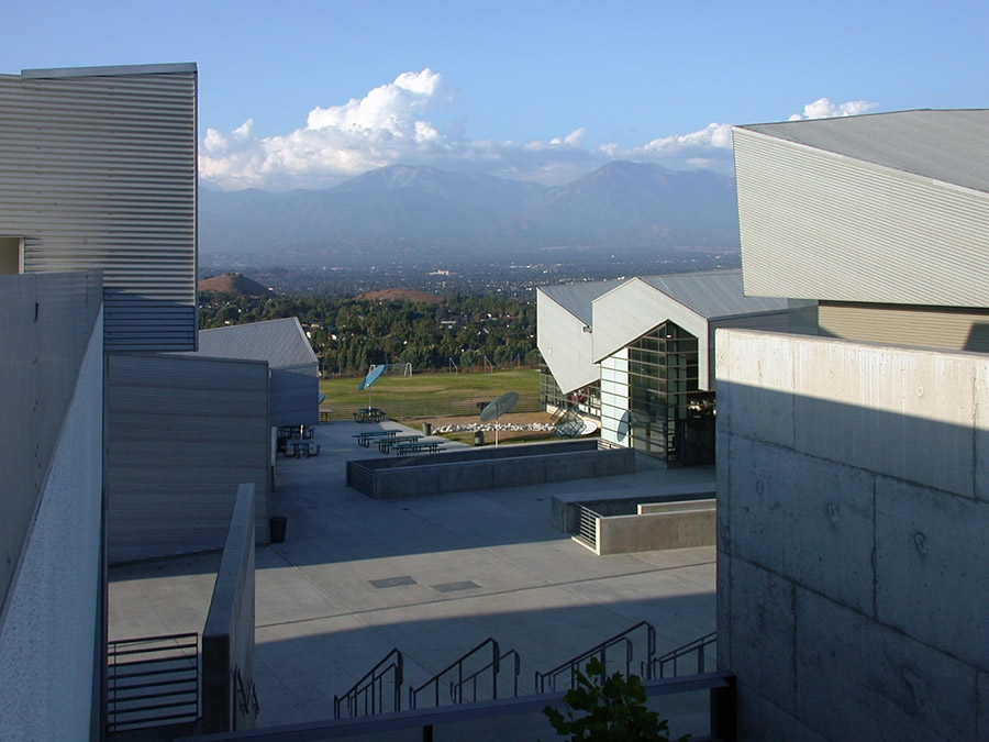 archiweb.cz - Diamond Ranch High School