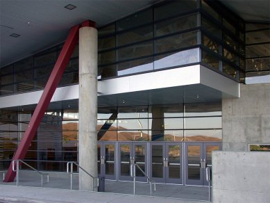 archiweb.cz - Diamond Ranch High School