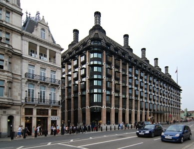 archiweb.cz - Portcullis House