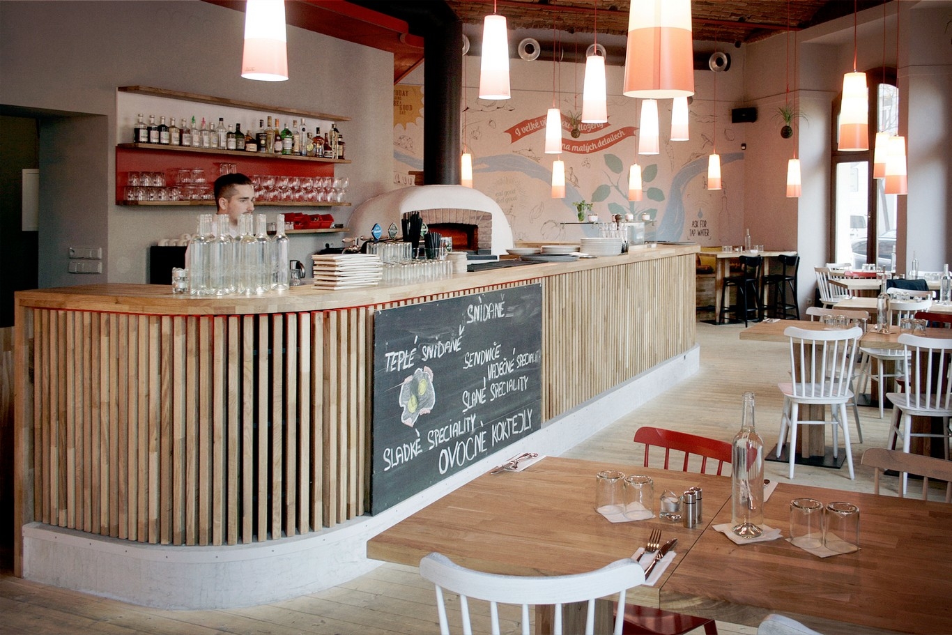 archiweb.cz - Restaurace Podolka Karlín