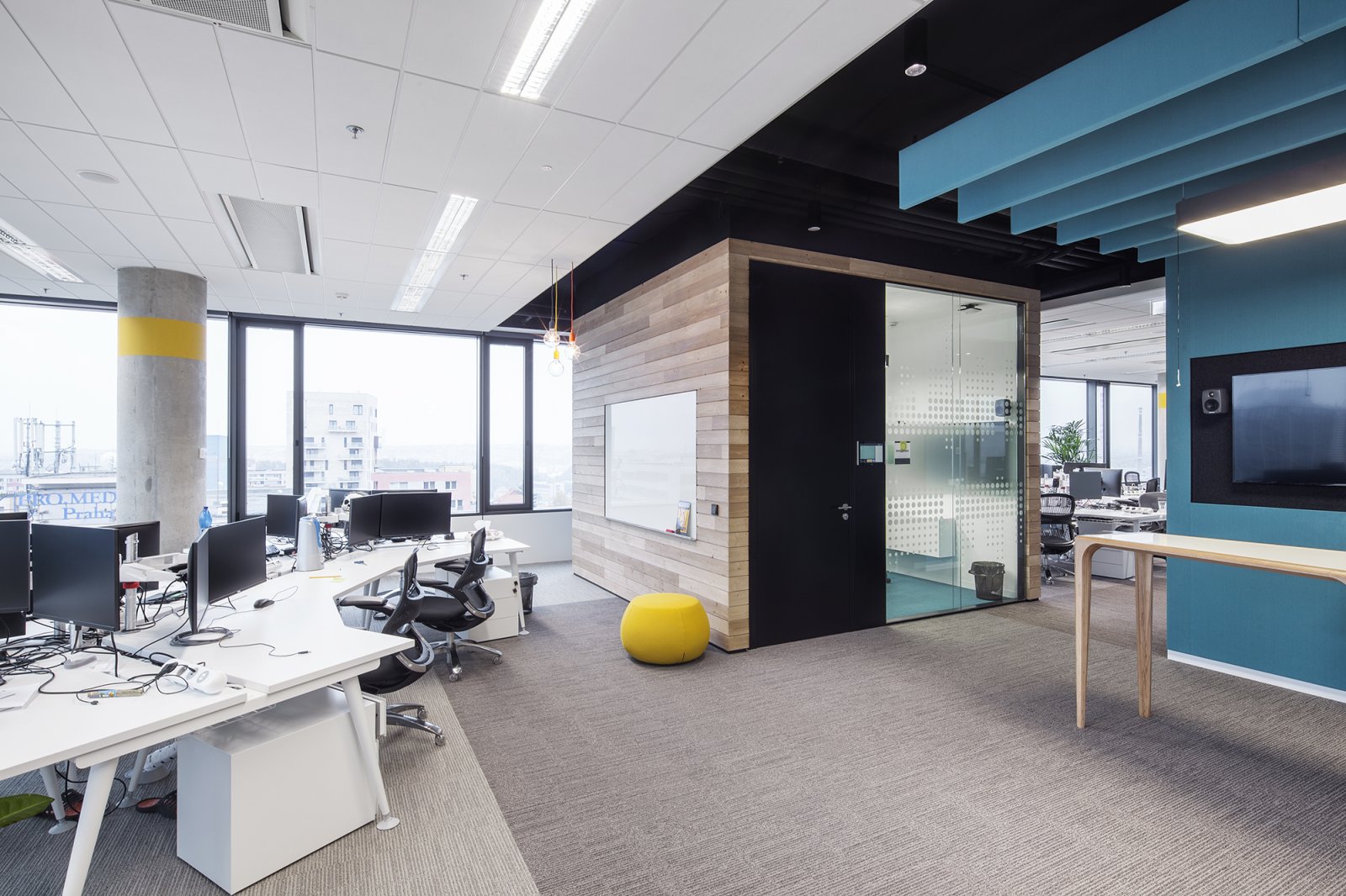 archiweb.cz - Microsoft HQ Consolidation Project Prague