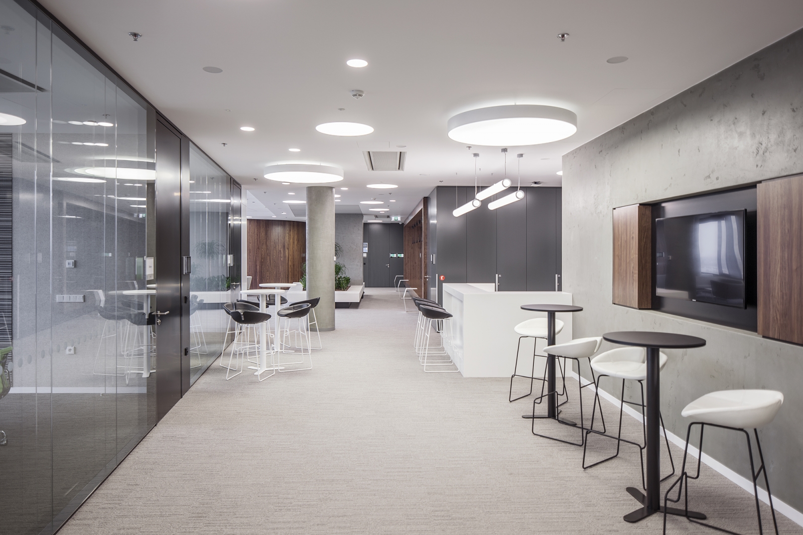 archiweb.cz - Microsoft HQ Consolidation Project Prague